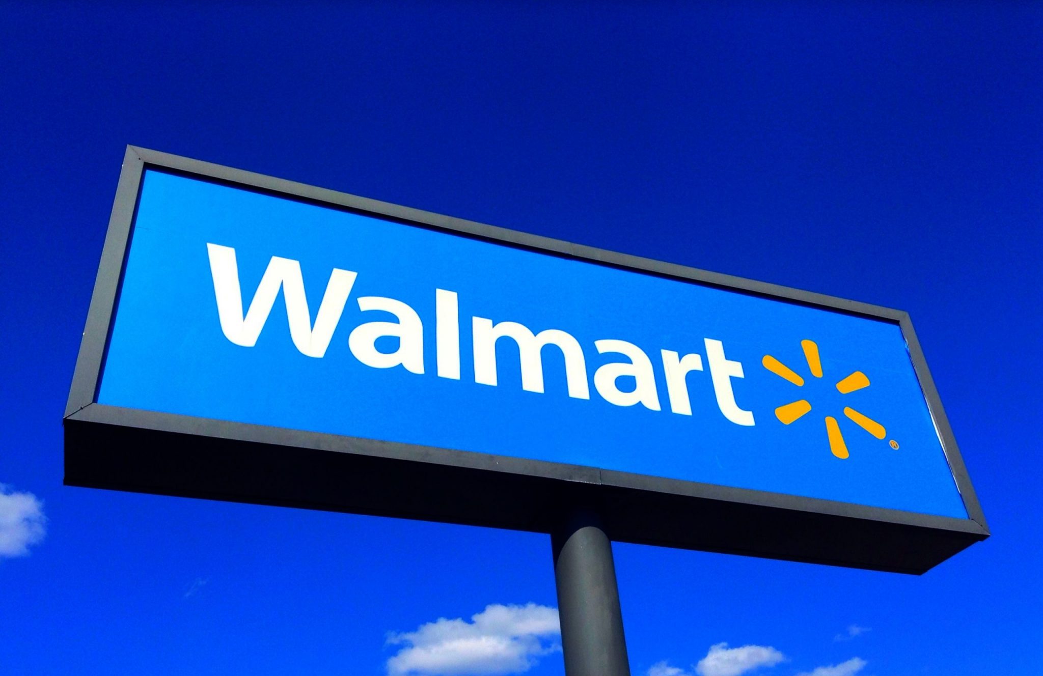 Does Walmart Cash Checks How To Cash A Check At Walmart Cash Bytes